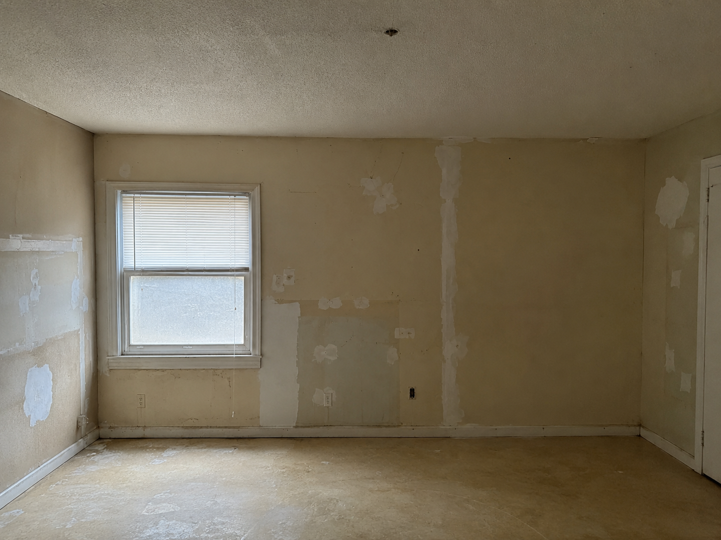 Drywall Tampa | Popcorn Removal & Repair — J&E Next Level Drywall Solution